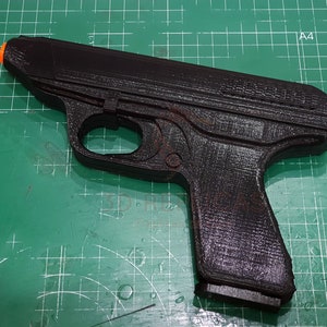 Aliens HK VP70 Hand Gun Prop Replica Pistol USCM Colonial Marines ...