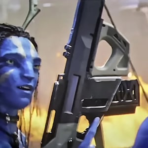 Avatar Recom MR69-AR Rifle Prop Replica Gun Cosplay Carbine Jake Sully ...