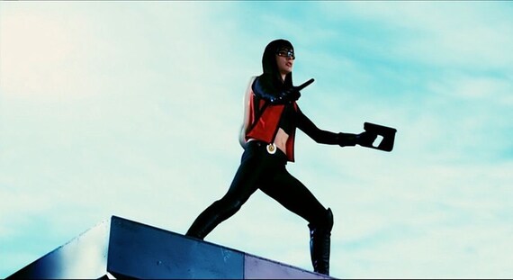 Milla Jovovich Ultraviolet Costume Ultraviolet Violet's Gun (Milla