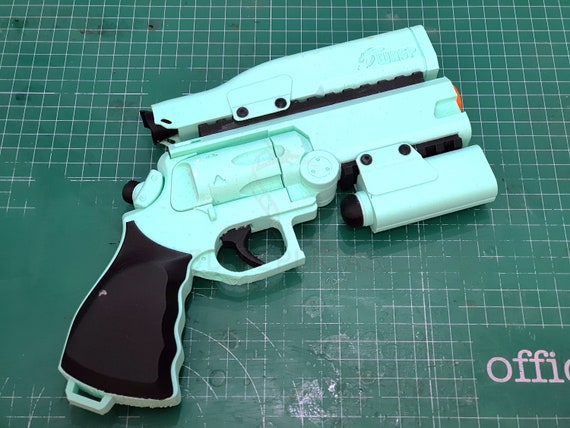 Avatar WASP Quaritch Revolver Prop Replica Gun Cosplay Pistol - Etsy