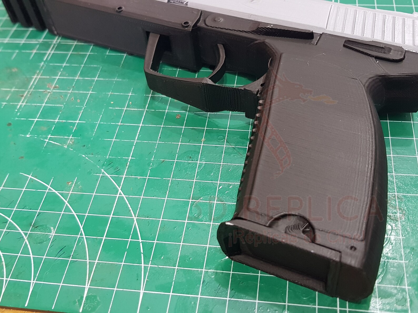 Tomb Raider Lara Croft H&K USP Match Pistol Gun Prop Replica - Etsy UK