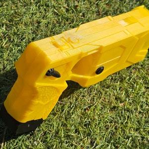 X2 Taser Gun Pistol Prop Replica Cosplay the Flash 22 Jump Street - Etsy