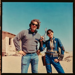 Fallout Lucy Dart Gun Prop Replica Pistol Cosplay Blaster W/ Working ...