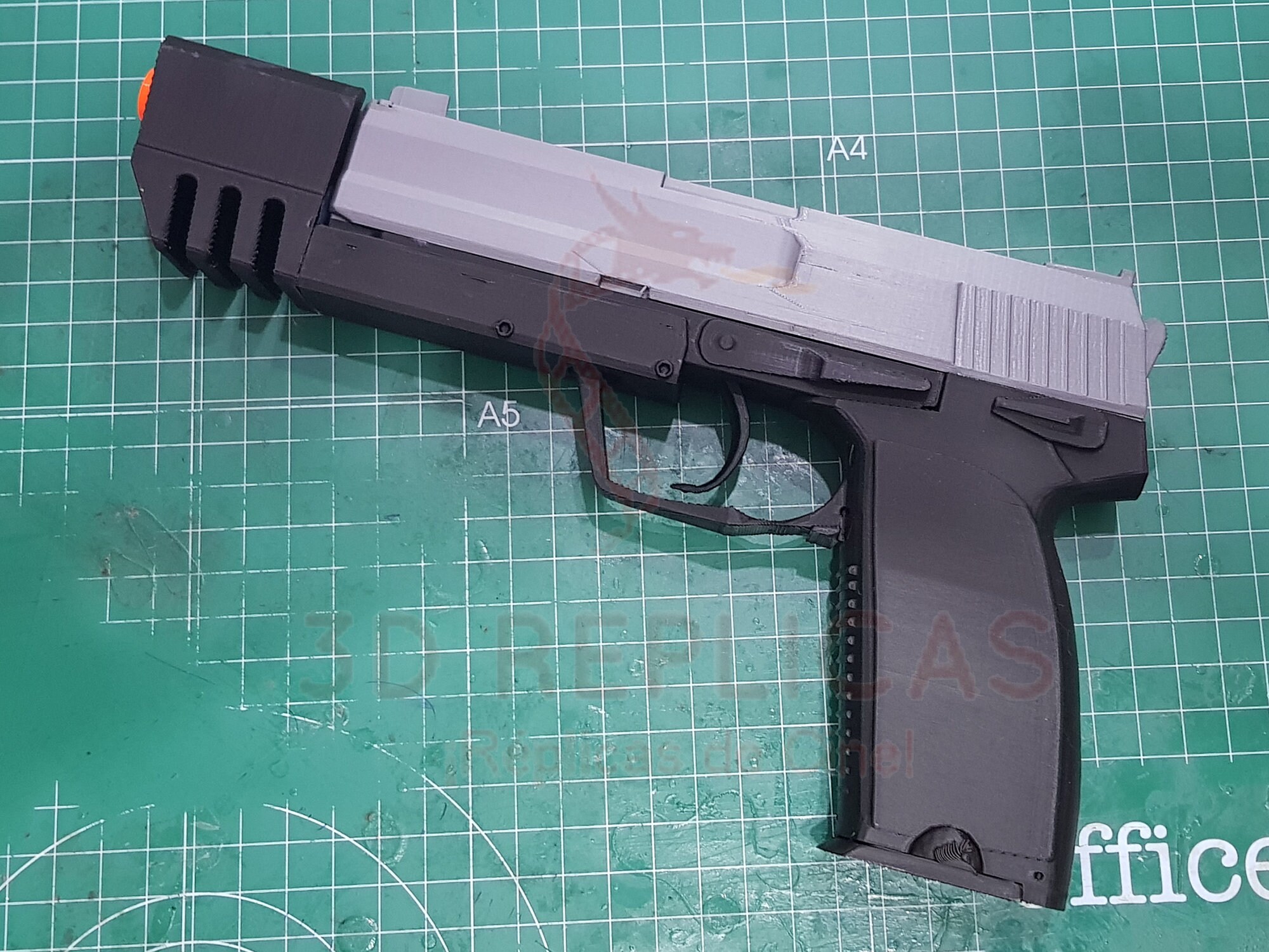Tomb Raider Lara Croft H&K USP Match Pistol Gun Prop Replica | Etsy Canada