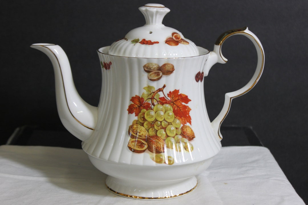 Vintage Royal Windsor Teapot Vintage Teapot, English Teapot, Tea Party ...