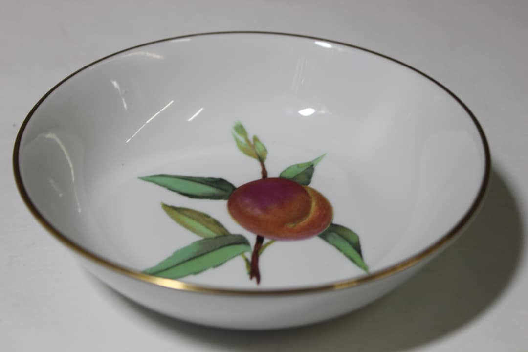 Royal Worcester Evesham Gold Butter Pat Dish UK Production, Features ...