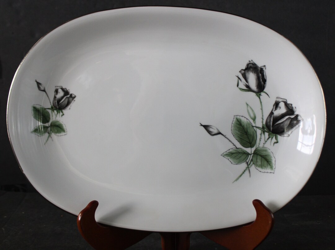 Stonegate Bavaria Oval Platter: Midnight Rose, Platinum Trim (15 Inch ...