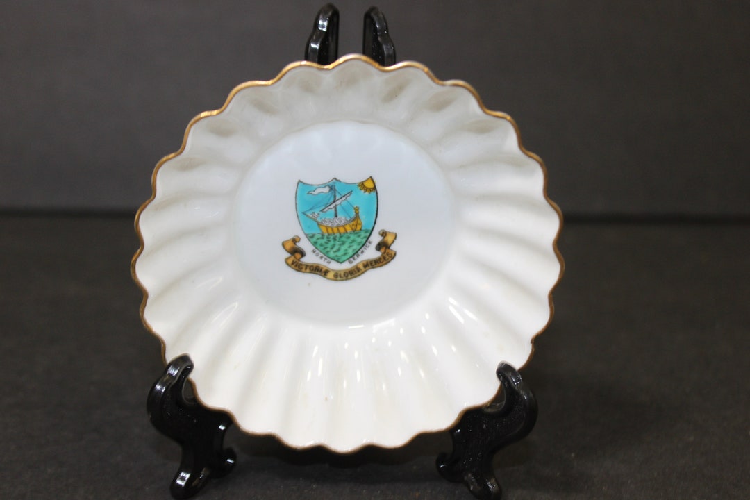 3 Shelley Crestware Items. Round Trinket/ring Dish. Nottingham Chest ...