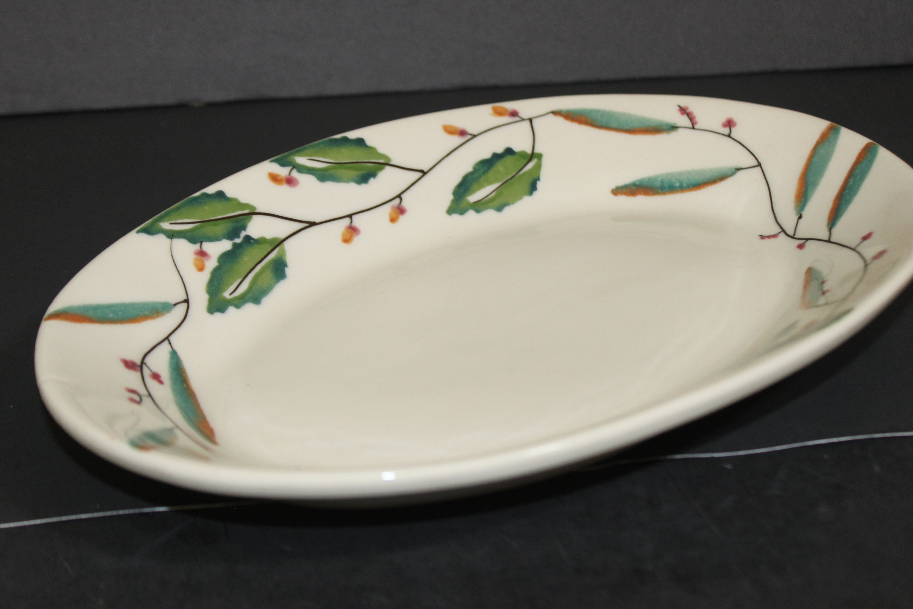 Dining & Serving Kitchen & Dining A Hartstone 12 Oval Platter Mistletoe ...
