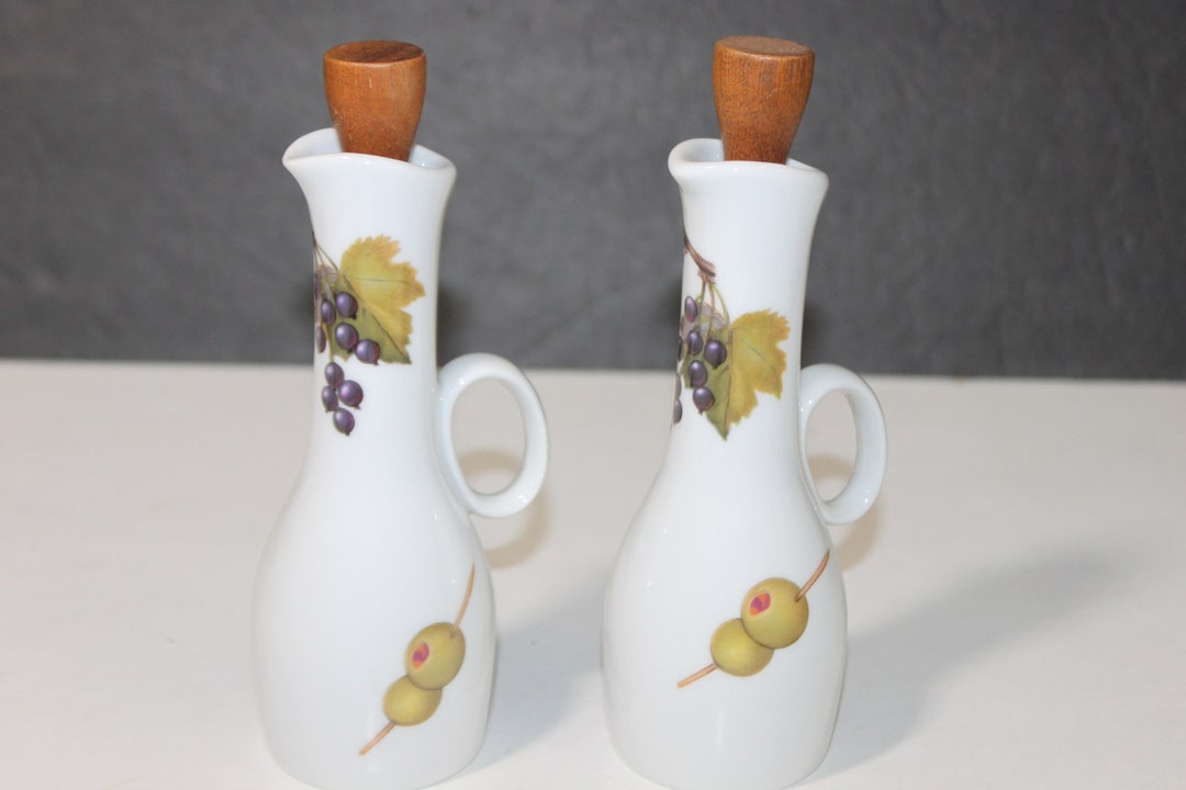 Royal Worcester Evesham Gold Cruet Set: Fruit Still-life, Wood Stopper ...