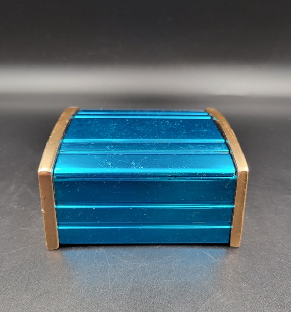 Blue Table Top Cigarette Box. Vintage Cigarette Dispe… - Gem