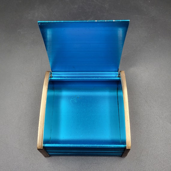 Blue Table Top Cigarette Box. Vintage Cigarette Dispe… - Gem
