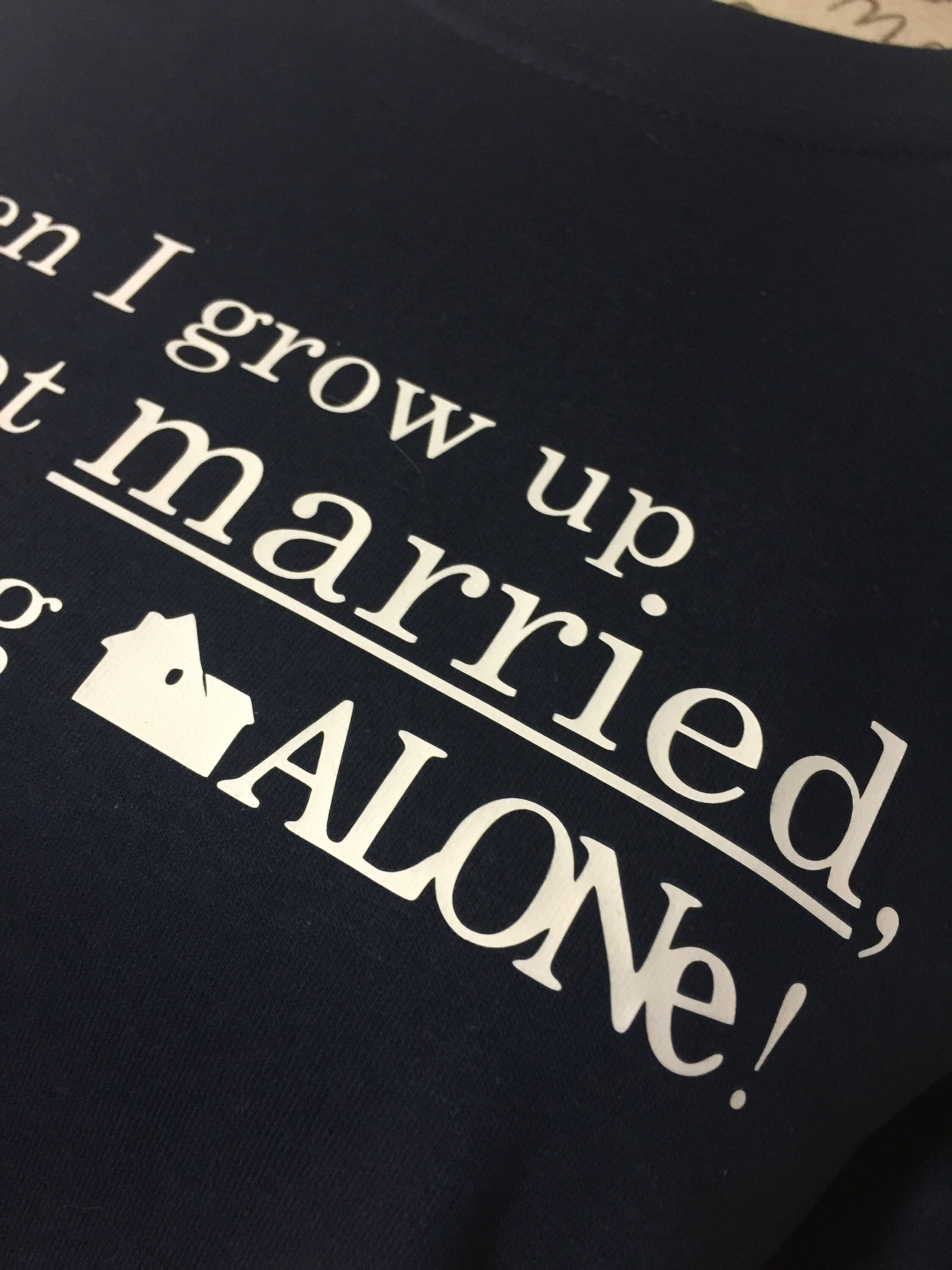 Funny, When I Grow up I'm Living Alone Home Alone Gag T-shirt Unisex - Etsy