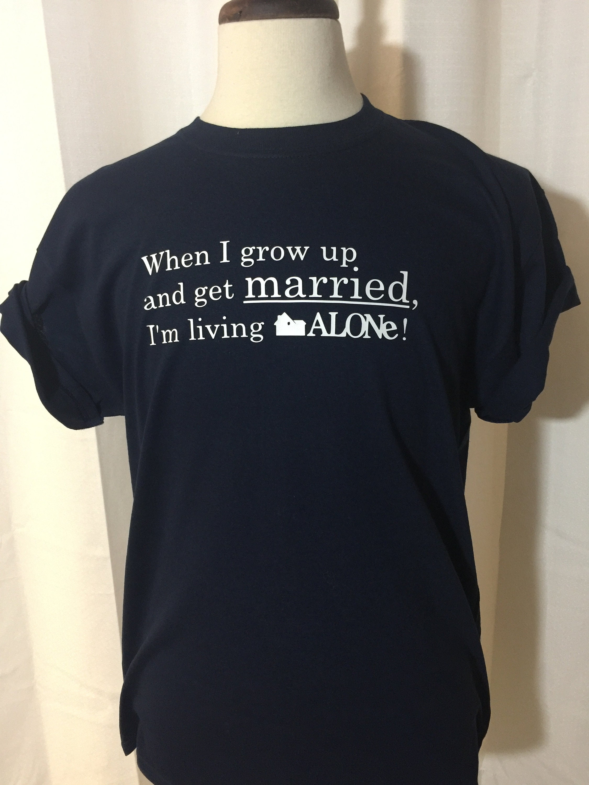 Funny, When I Grow up I'm Living Alone Home Alone Gag T-shirt Unisex - Etsy