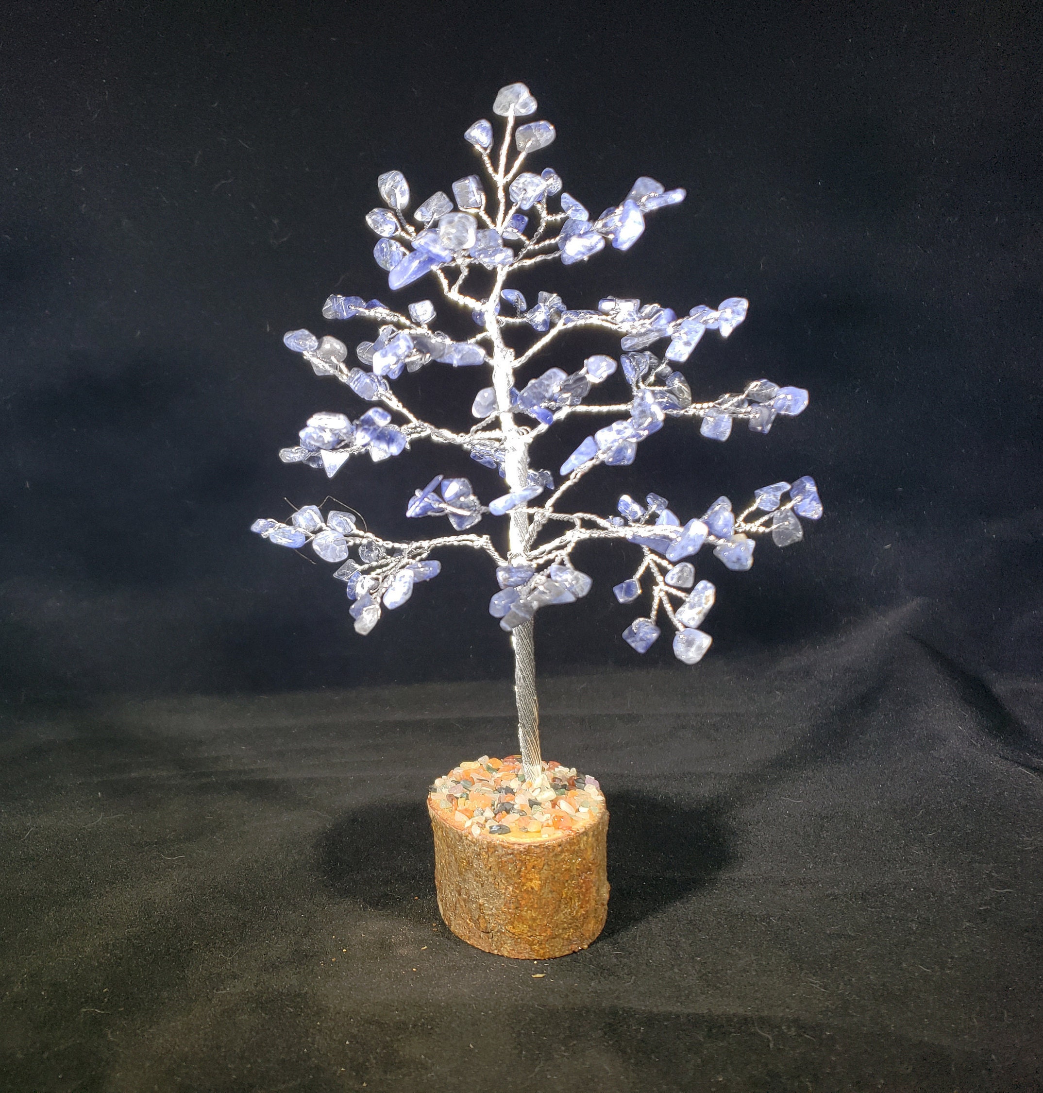 Natural SODALITE Gemstone Chip Tree With 150 Stones Crystal Tree Of Life Natural SODALITE Gemstone Chip Tree With 150 Stones Crystal Tree Of Life