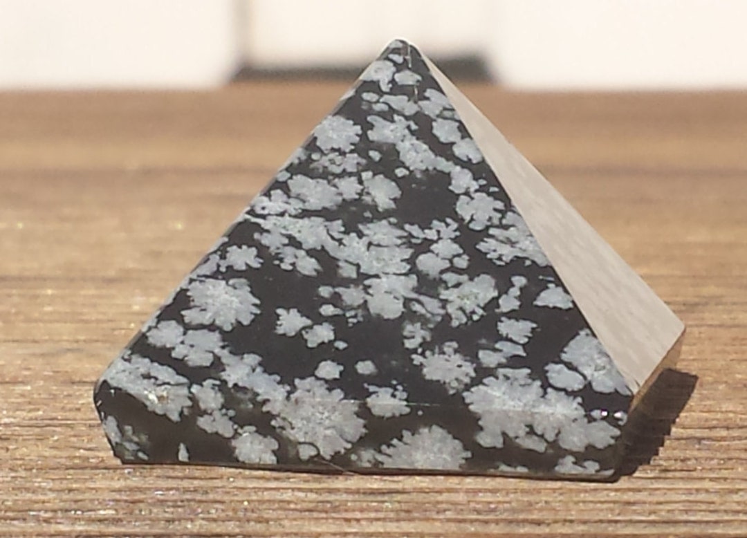SNOWFLAKE OBSIDIAN Natural Medium Gemstone Crystal Pyramid 27-30mm - Etsy