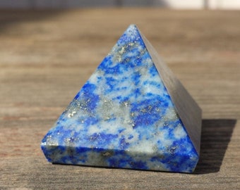 SUNSTONE Natural Medium Gemstone Crystal Pyramid 27-30mm | Etsy