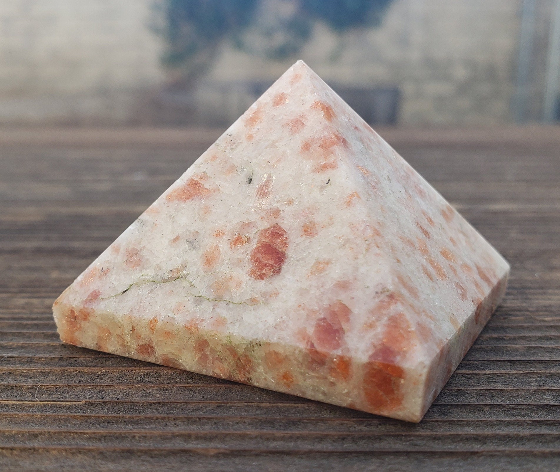 SUNSTONE natural gemstone crystal pyramid 48mm [42]