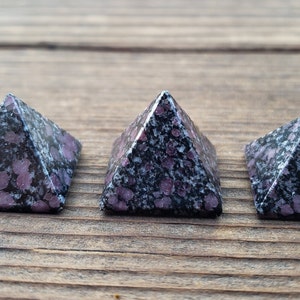 RUBY IN MATRIX Natural Small Gemstone Crystal Pyramid 20-22 - Etsy