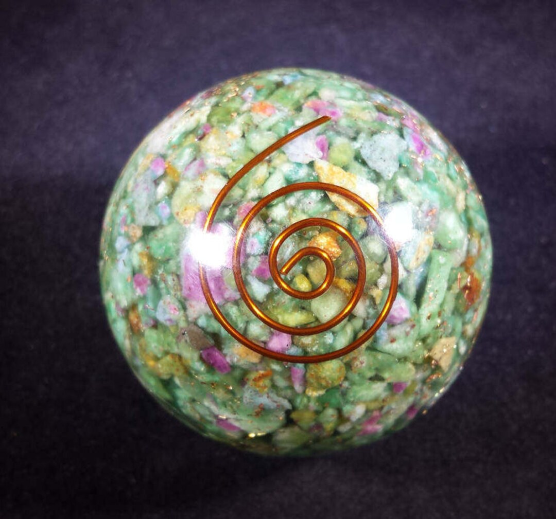 Medio 40-50mm RUBY EN FUCSITA Orgón Esfera de Piedra Preciosa Esfera de Orgón Esfera de Orgón ...