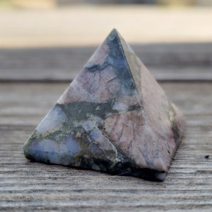 RHYOLITE Natural Medium Gemstone Crystal Pyramid 27-30mm - Etsy
