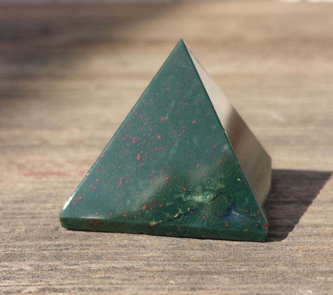 BLOODSTONE Natural Medium Gemstone Crystal Pyramid 27-30mm | Etsy