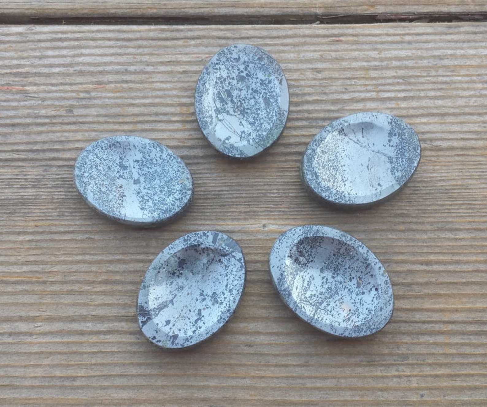 HEMATITE Worry Stone Natural Stone Hand Carved Gemstone Worry - Etsy