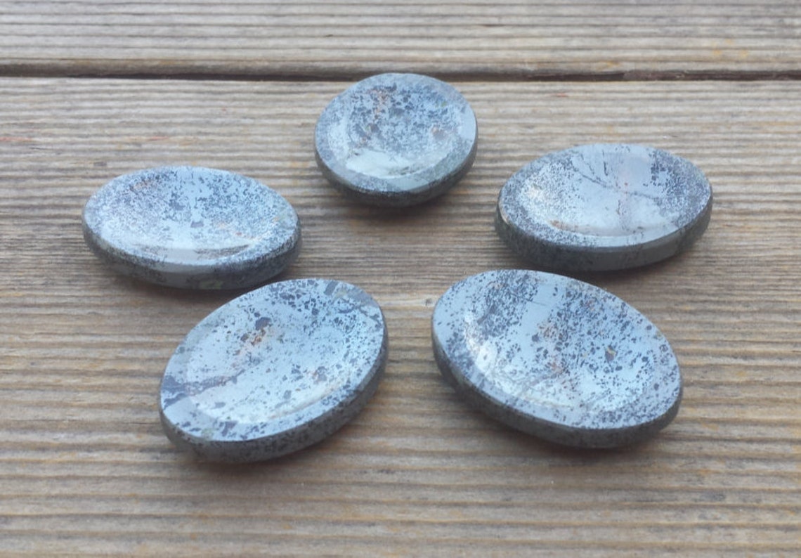 HEMATITE Worry Stone Natural Stone Hand Carved Gemstone Worry - Etsy