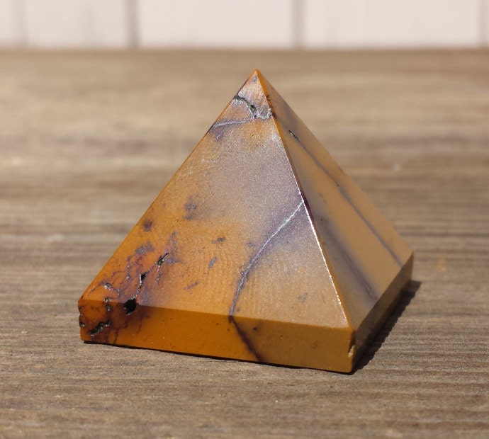 MOOKAITE JASPER natural Medium gemstone crystal pyramid 27-30mm