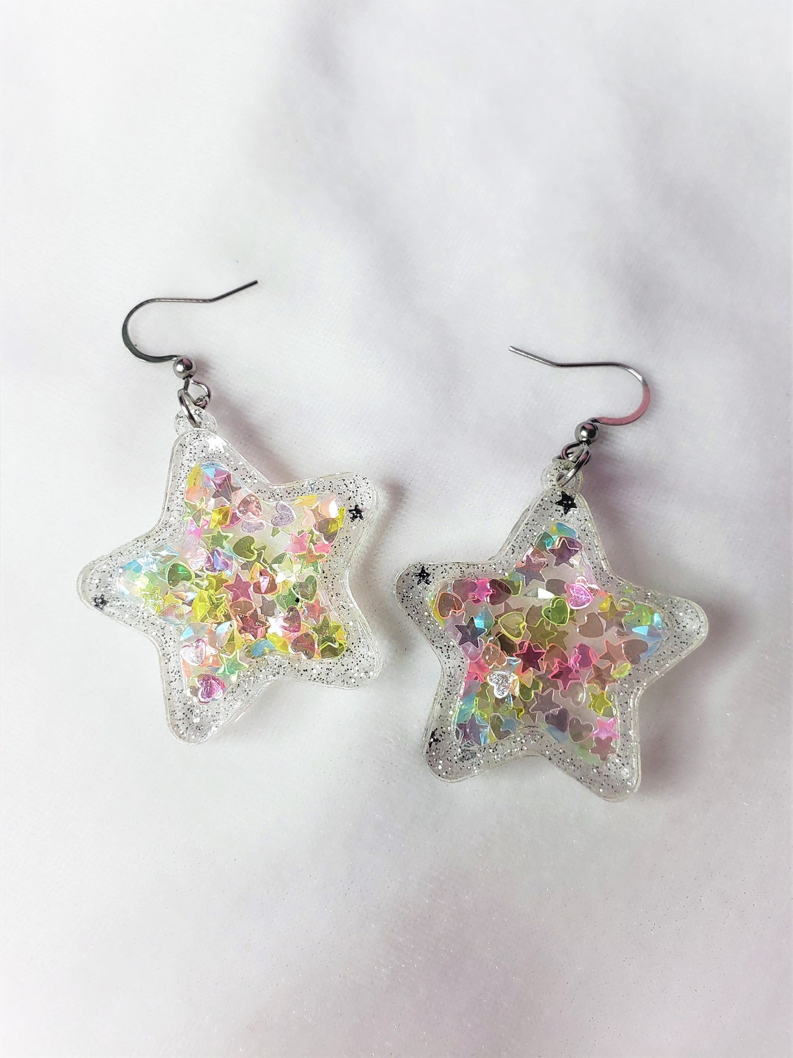 Shaker Star With Heart and Star Glitter Blacklight Reactive Earrings ...