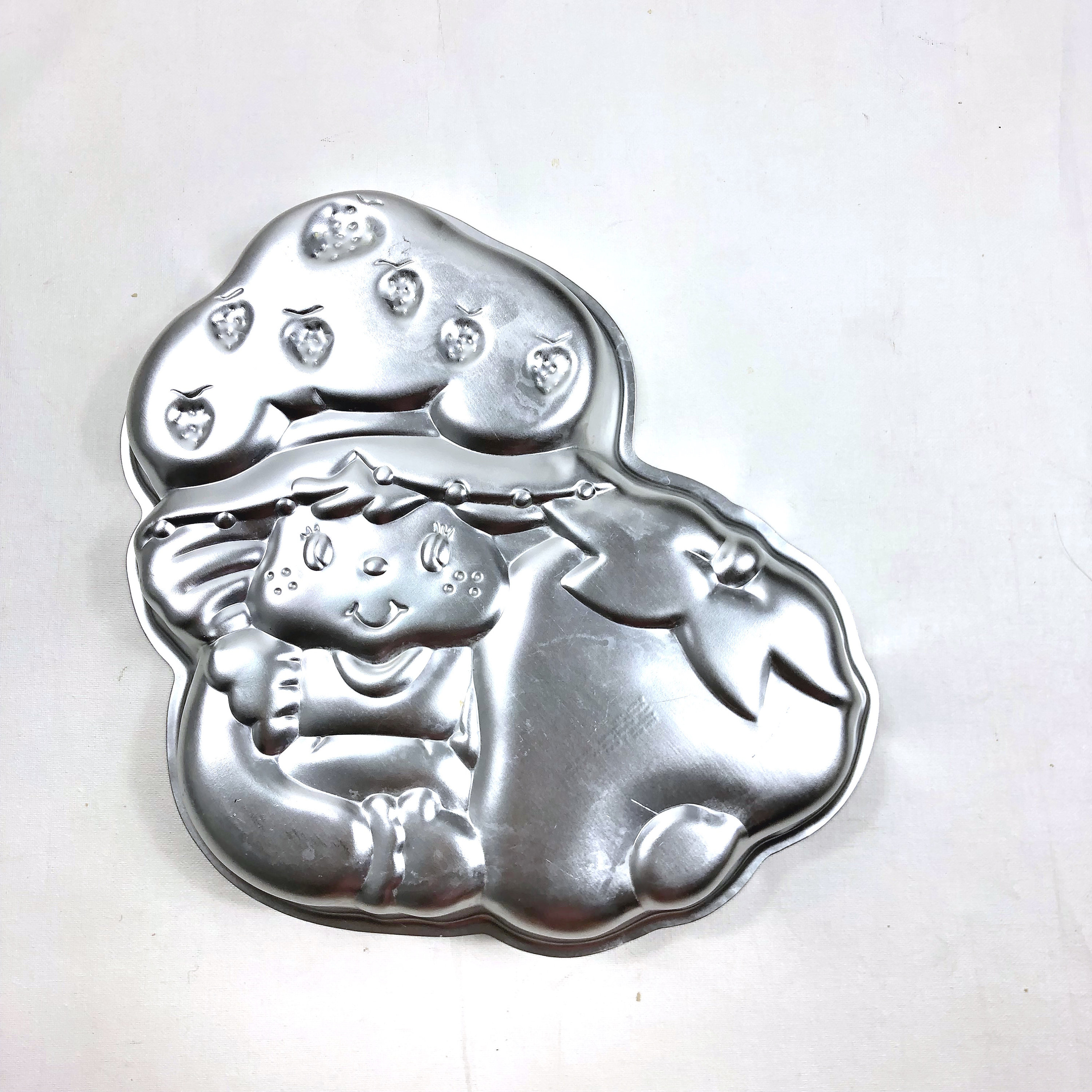 Wilton Pans Yoshi