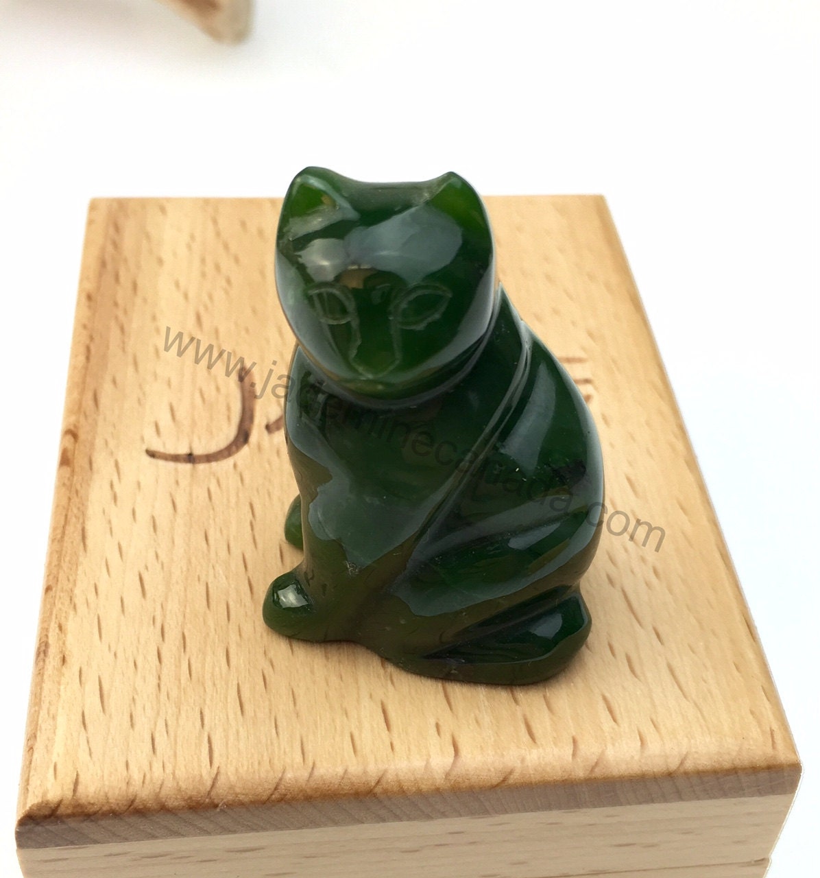 Canadian Nephrite Jade Cat Sitting Carving - Etsy