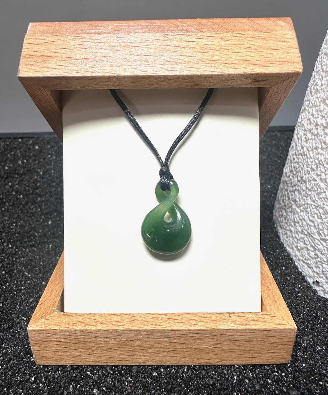 Canadian Nephrite Jade Infinity Twist Pendant - Small - Etsy