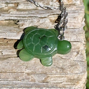 Canadian Nephrite Jade Turtle Pendant - Turtles - Green Jade - Jade ...
