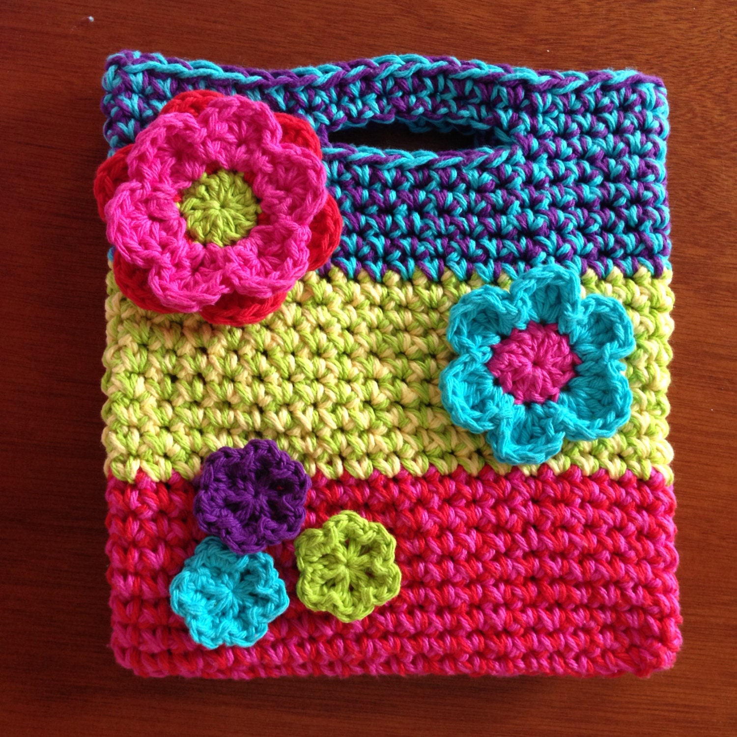 Flower Crochet Bag Pattern / Tutorial: Colorful Girl's Purse With ...