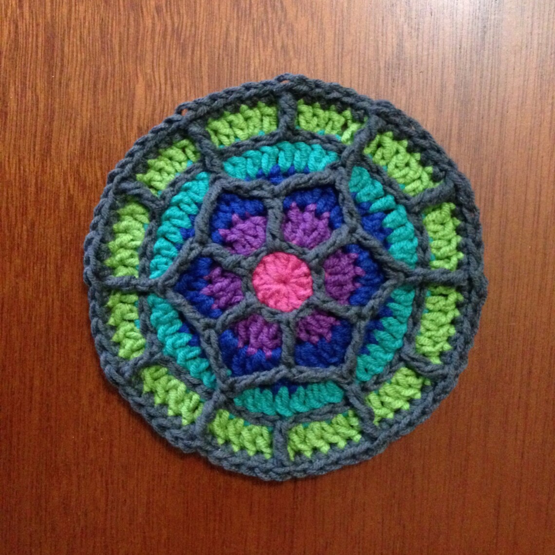 Crochet Coaster Pattern / Tutorial: Stained Glass Coaster - Etsy