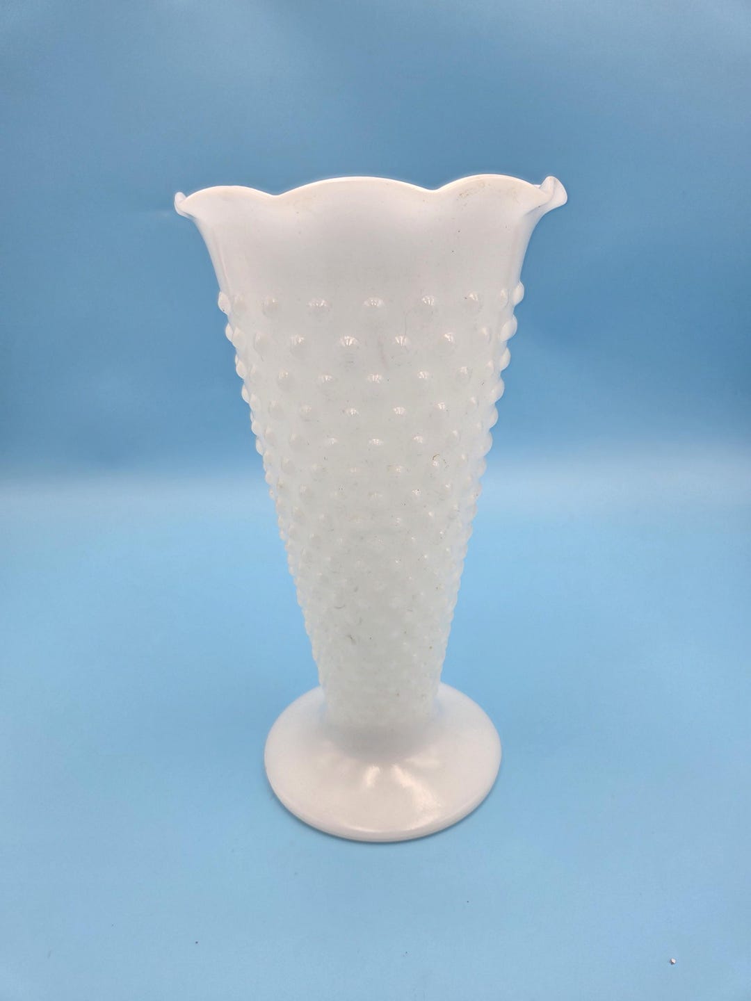 Vintage Milk Glass Vase Knobbed Flower Vase Hob Nail Vase - Etsy
