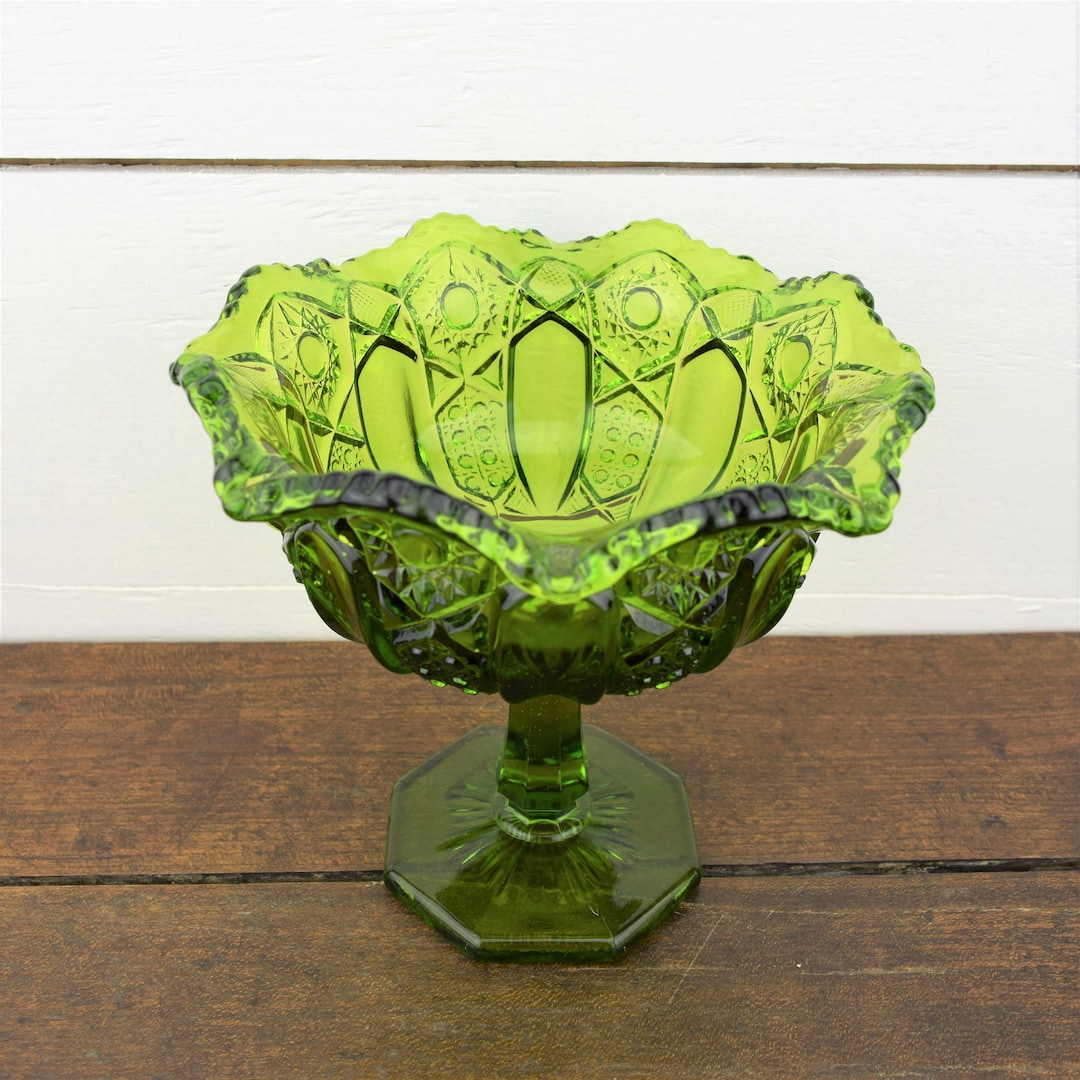 LE Smith Glass Quintec Green Heritage Compote, Pedestal Dish, Art Glass ...