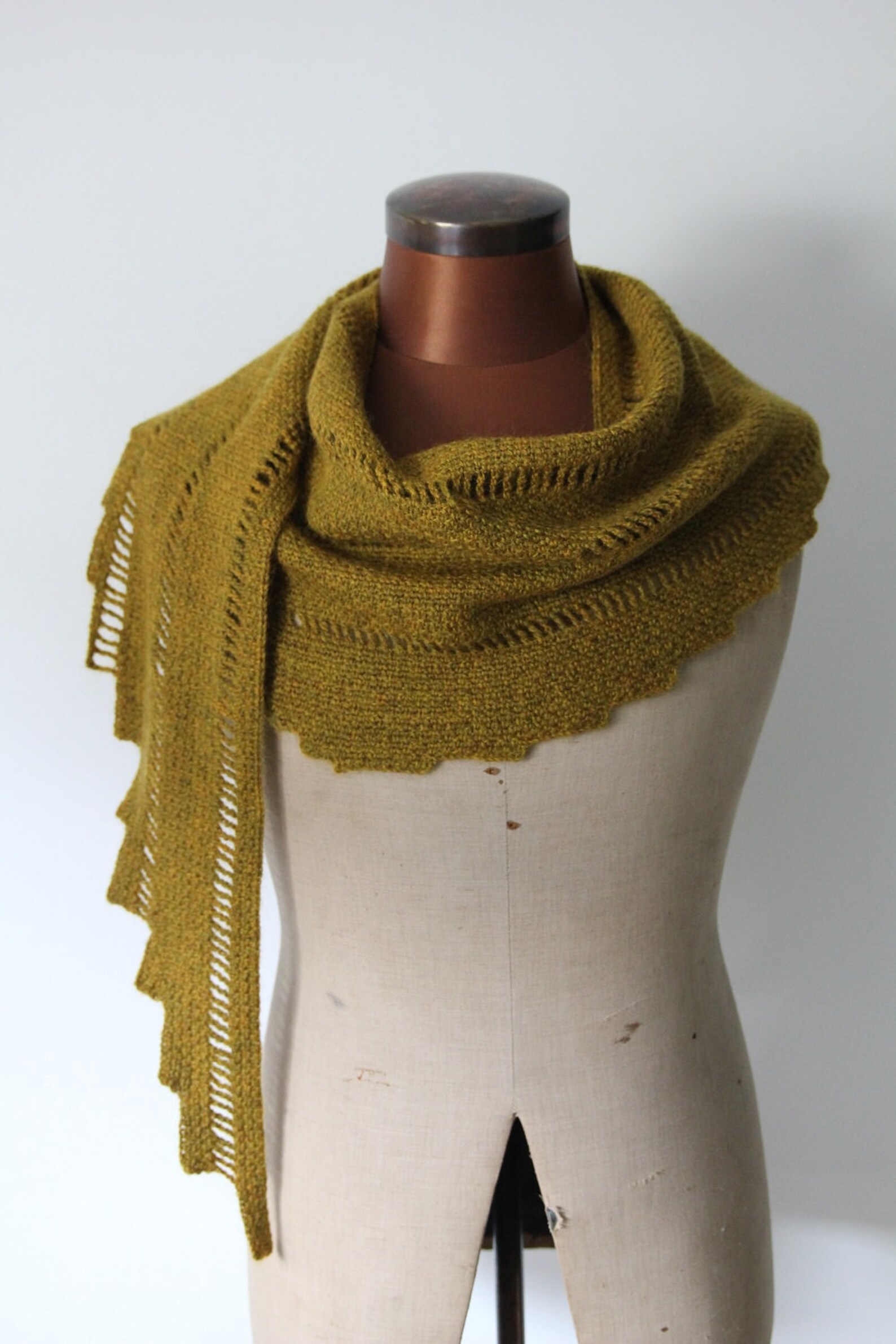Crochet Pattern > Shawl > Linen Stitch Crochet > DOPPIO COLOSSEUM ...