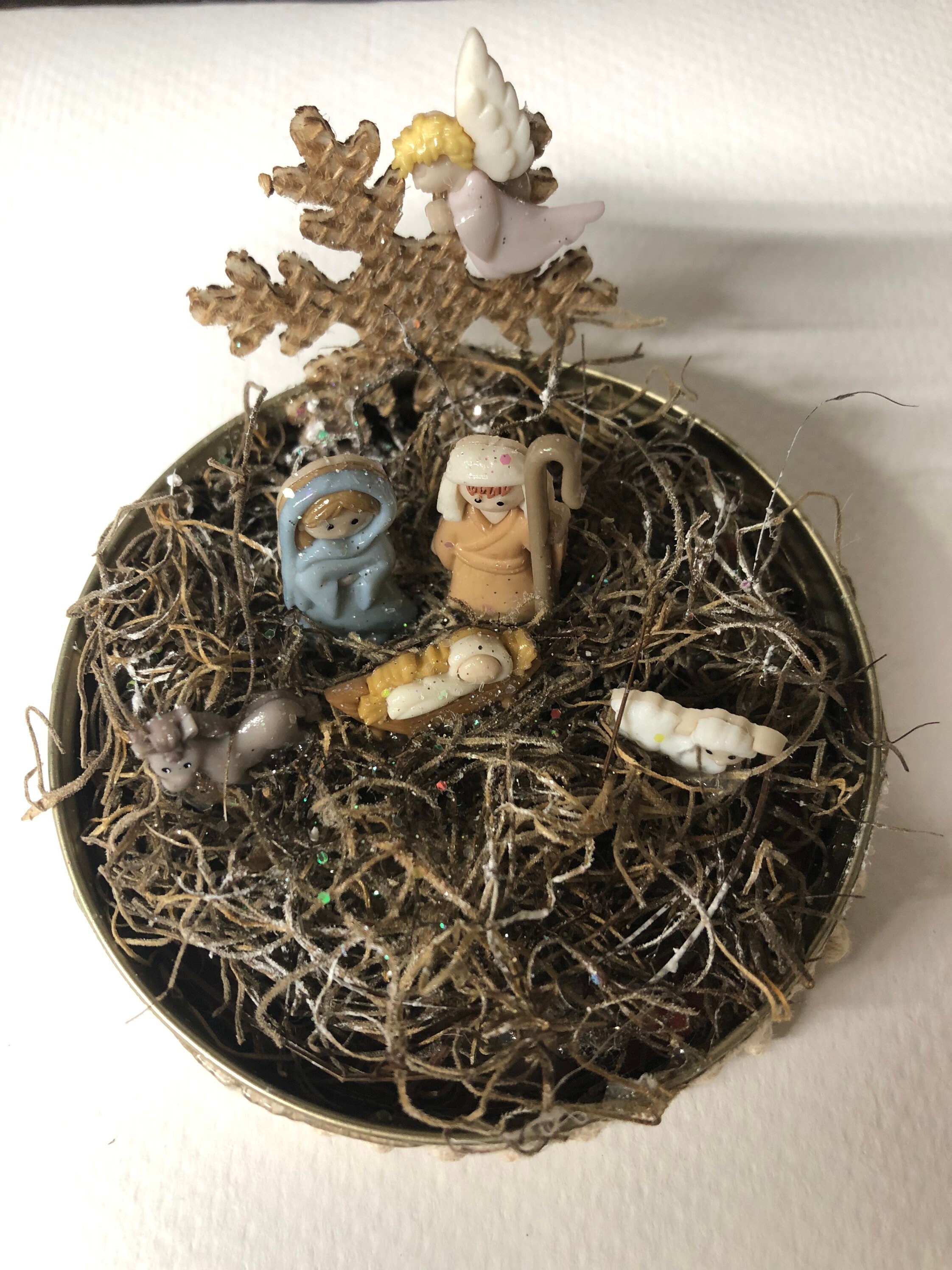 Miniature Manger Display Manger on a Mason Jar Lid Christmas | Etsy