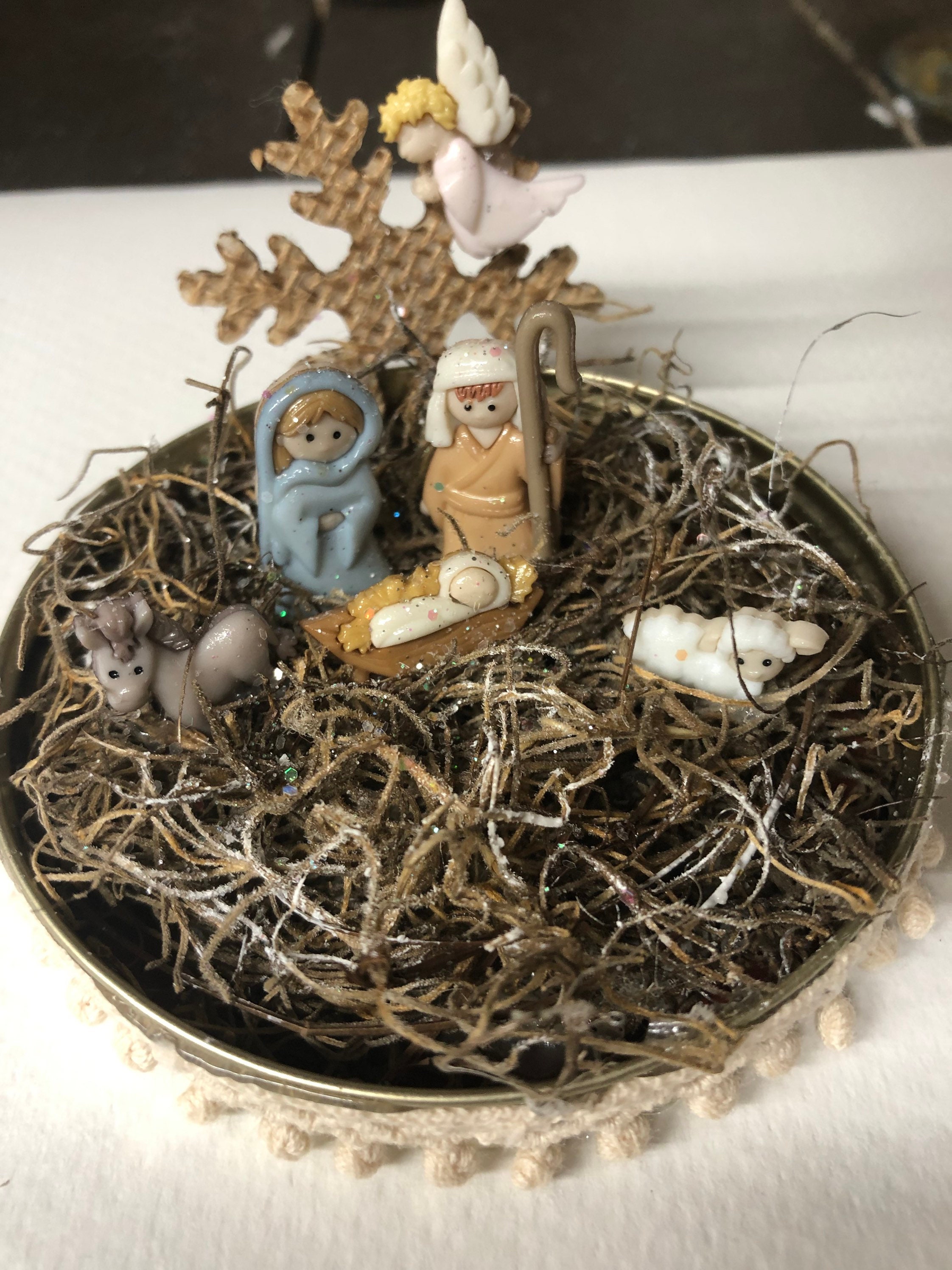 Miniature Manger Display Manger on a Mason Jar Lid Christmas | Etsy