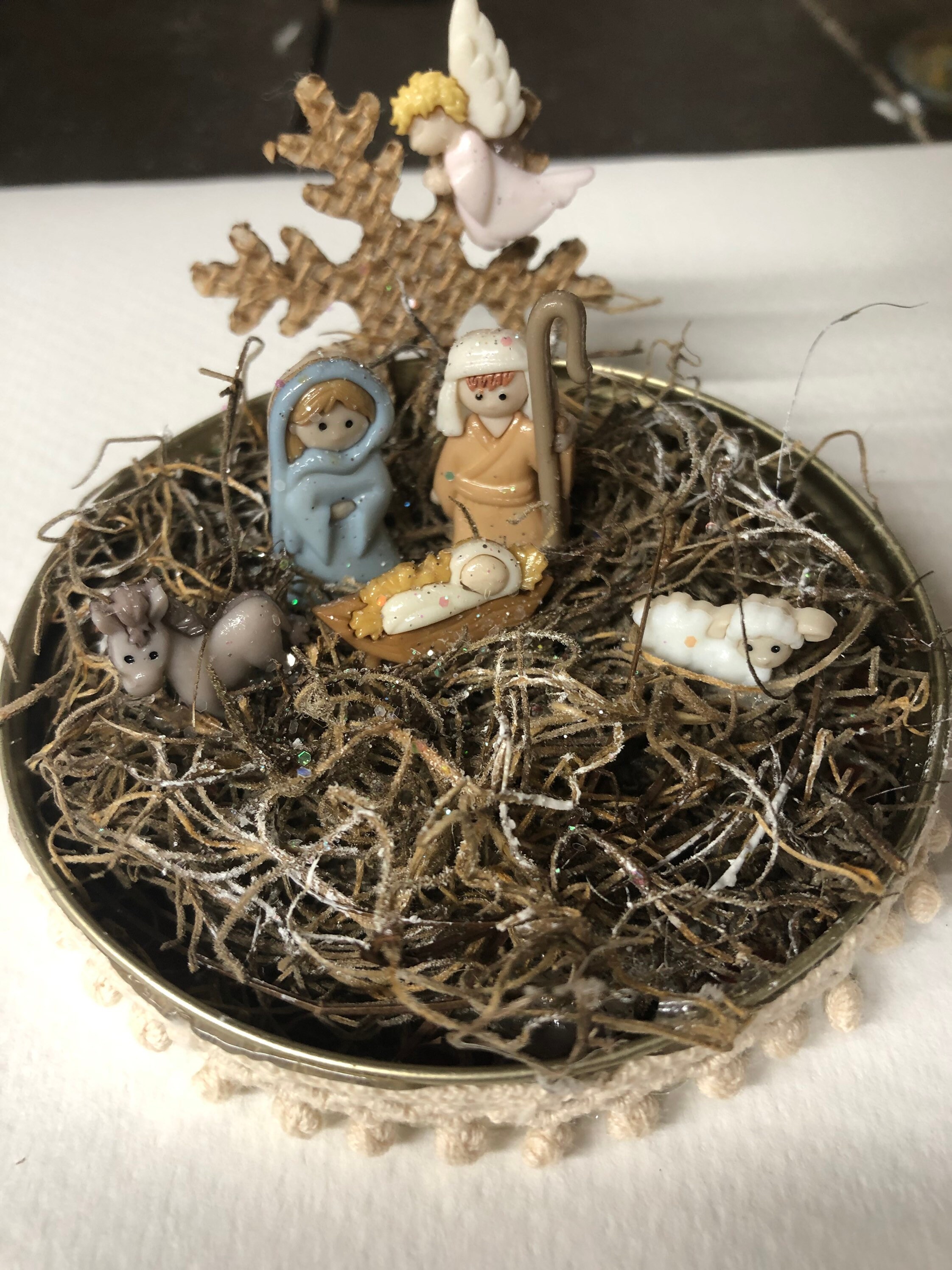 Miniature Manger Display Manger on a Mason Jar Lid Christmas | Etsy