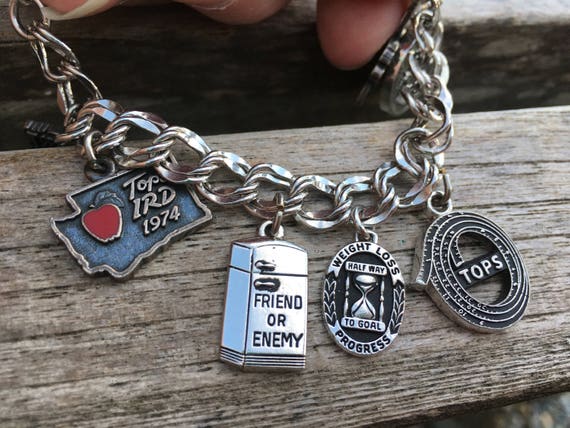 1970s TOPS Charm Bracelet Silver tone Vintage - Gem