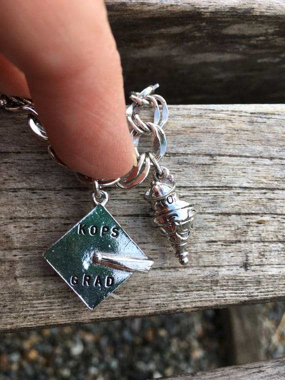 1970s TOPS Charm Bracelet Silver tone Vintage - Gem