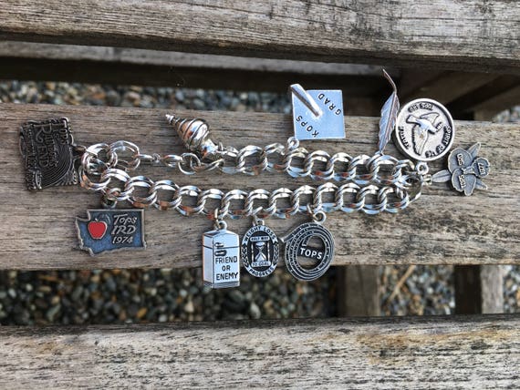 1970s TOPS Charm Bracelet Silver tone Vintage - Gem