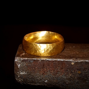 8mm Heavy 24k Gold Ring - Comfort Fit Style - Big Gold Wedding Band ...