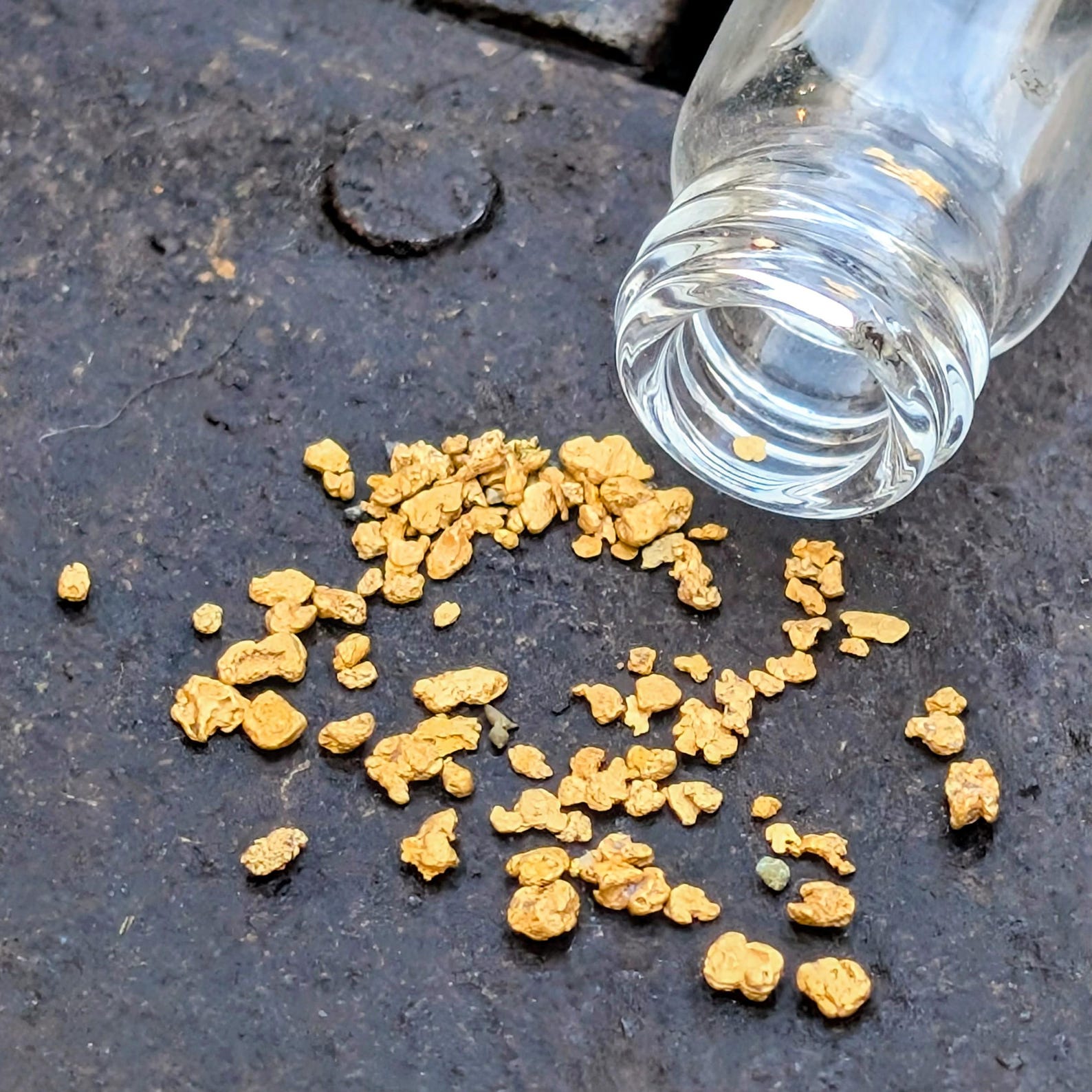 California Gold Dust Vial - American Mined Gold - Genuine Mineral ...