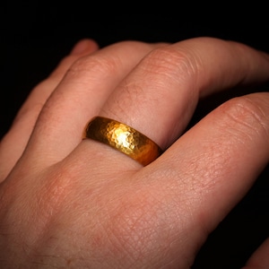 8mm Heavy 24k Gold Ring - Comfort Fit Style - Big Gold Wedding Band ...