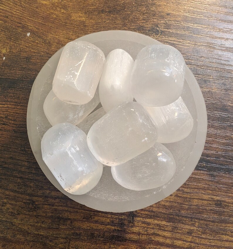 Selenite - Crystal Tumble - 1/4 Cup Scoop - Etsy