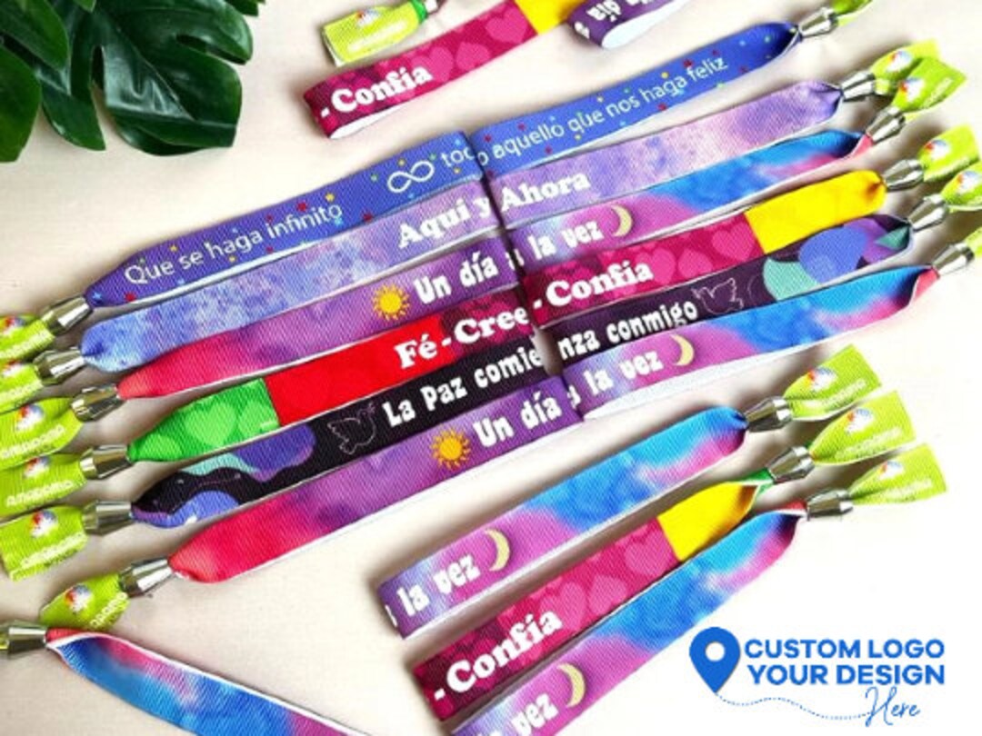 100 Fashion Bracelets Celebration Party Wristbands - Party Favors ...